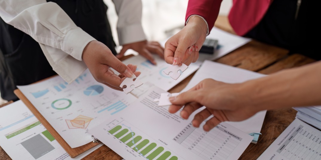 SCM Implementation Process : 7 Key Steps for Success - Apty